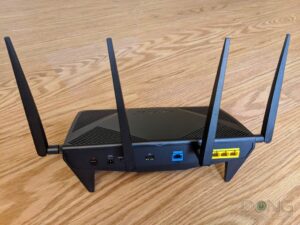 Synology RT2600ac Review: A Cool Operator | Dong Knows Tech