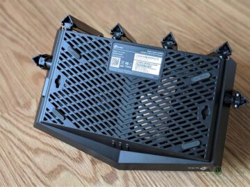 TP-Link Archer AX3200 Review: Fairly Great | Dong Knows Tech