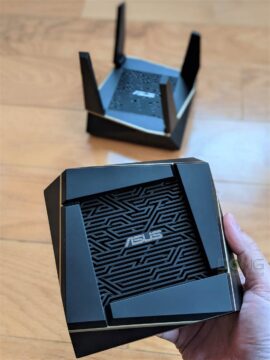 ASUS RT-AX92U Review: Odd, Cute, and Effective | Dong Knows Tech
