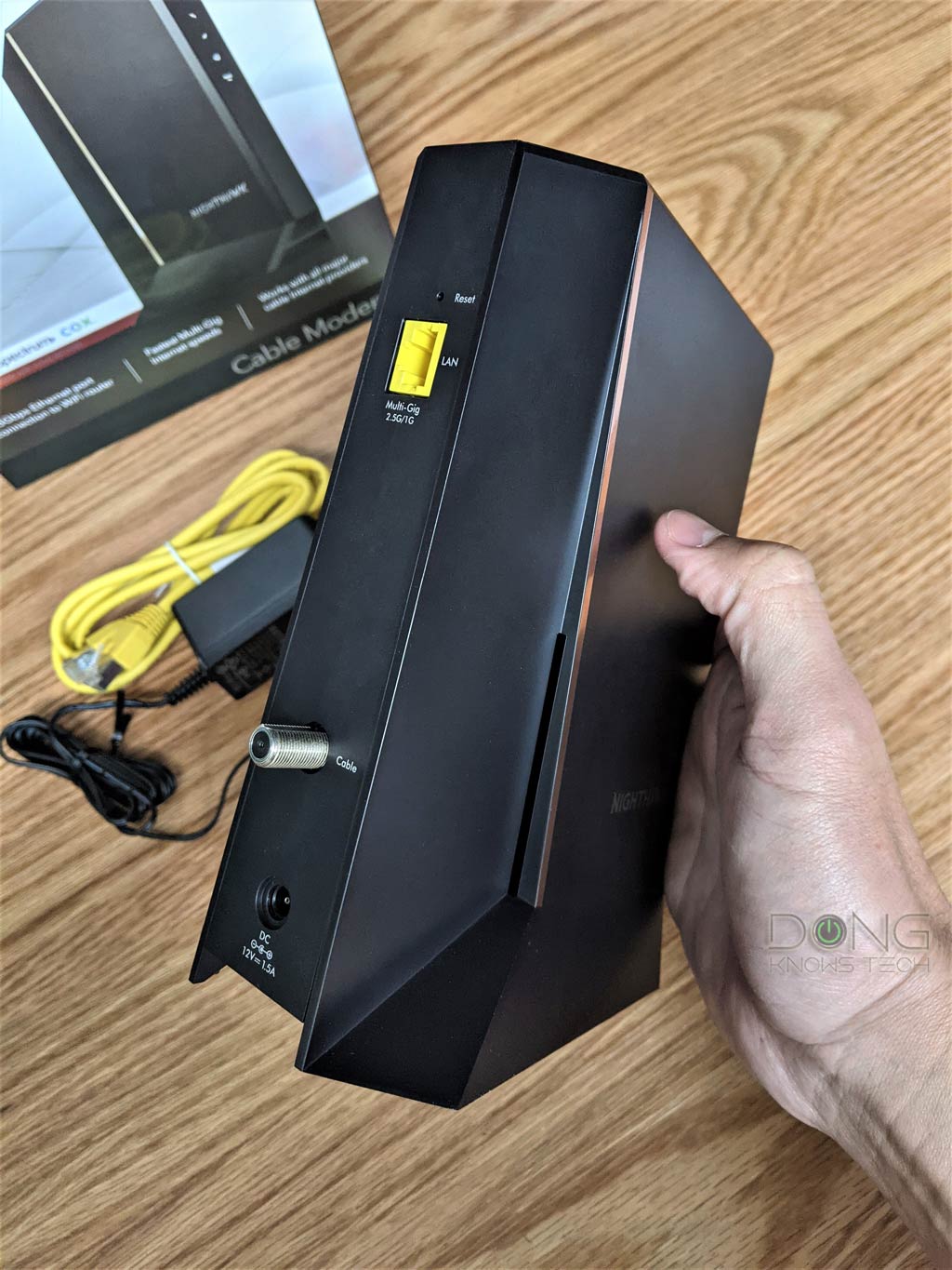 NETGEAR CM2000 Review: Top Cable Speed! | Dong Knows Tech