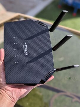 Netgear WAX204 Review: A Solid Wi-Fi 6 Broadcaster | Dong Knows Tech