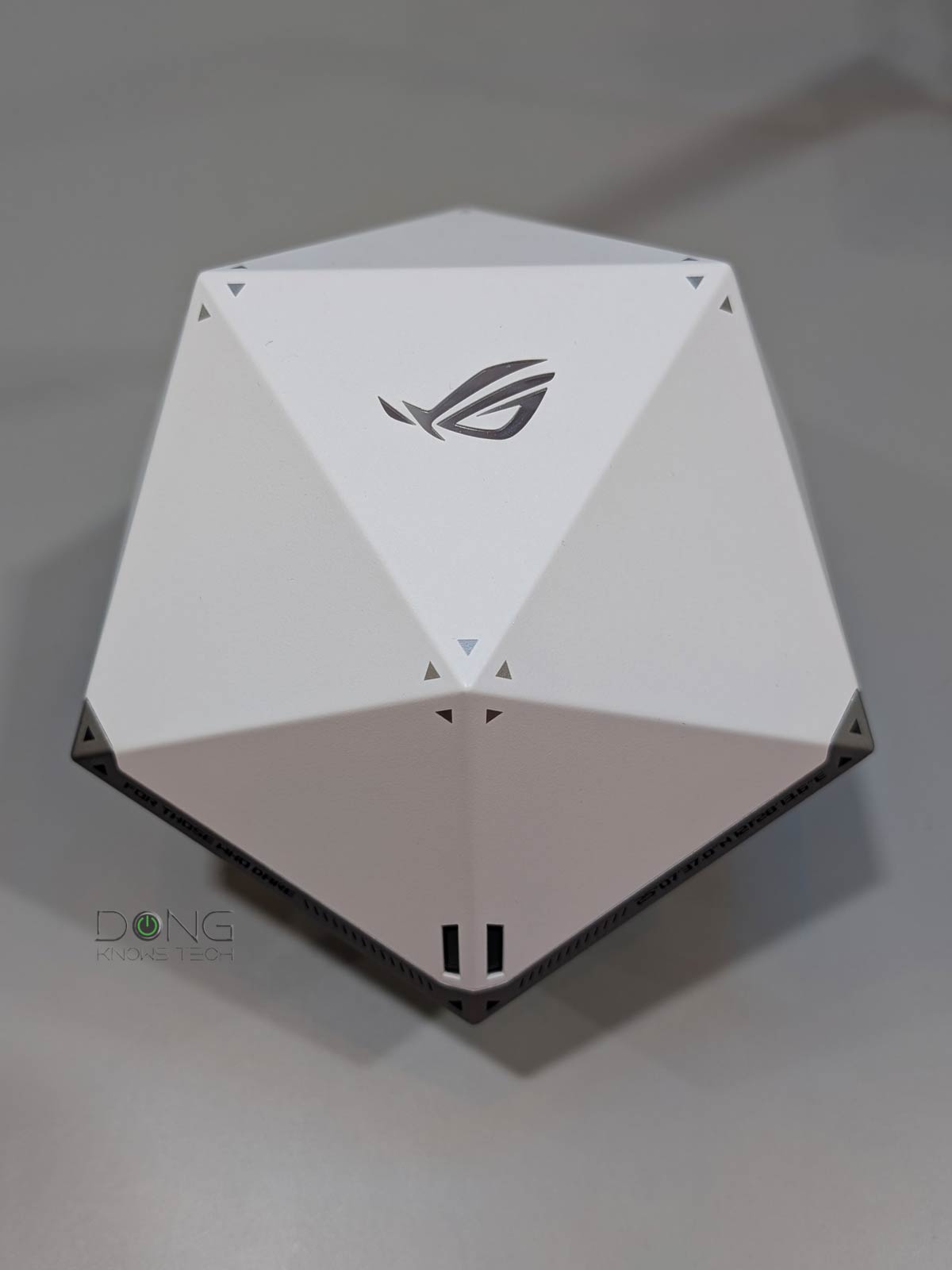 Wi-Fi 8, Explained: Wi-Fi 7 at Its Best | Dong Knows Tech