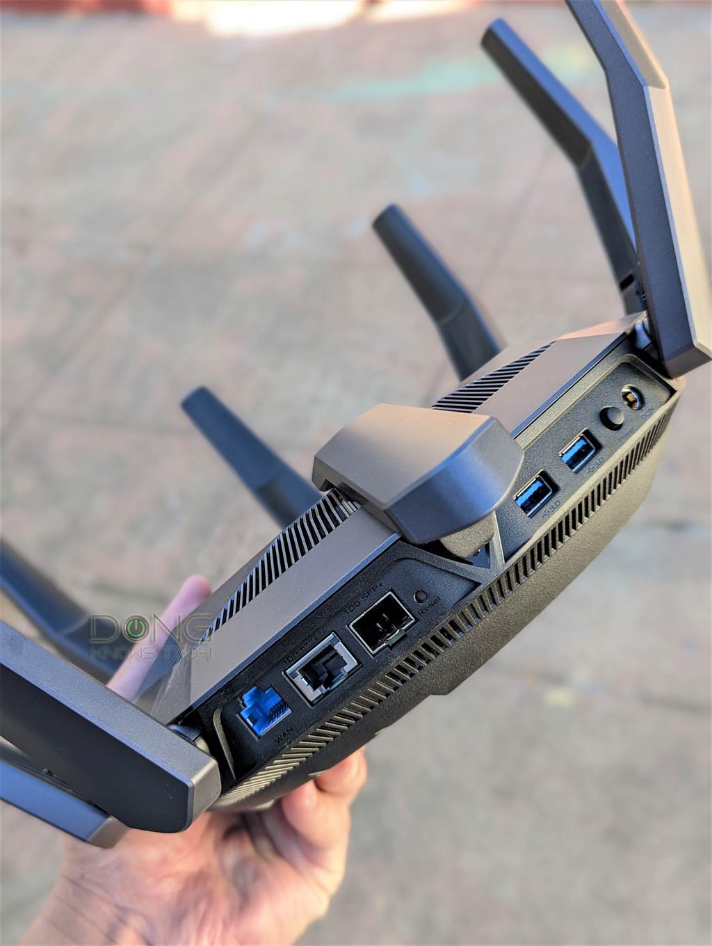 10Gbps Internet: Super Broadband's Secrets | Dong Knows Tech