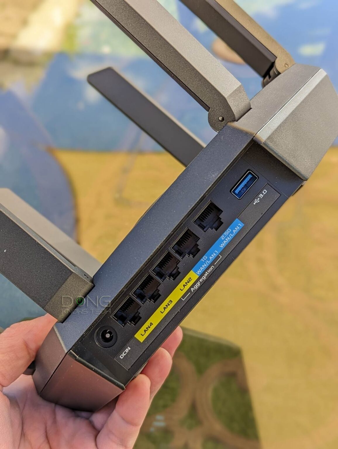 ASUS RT-AXE7800 Review: An Excellent Wi-Fi 6E Router | Dong Knows Tech