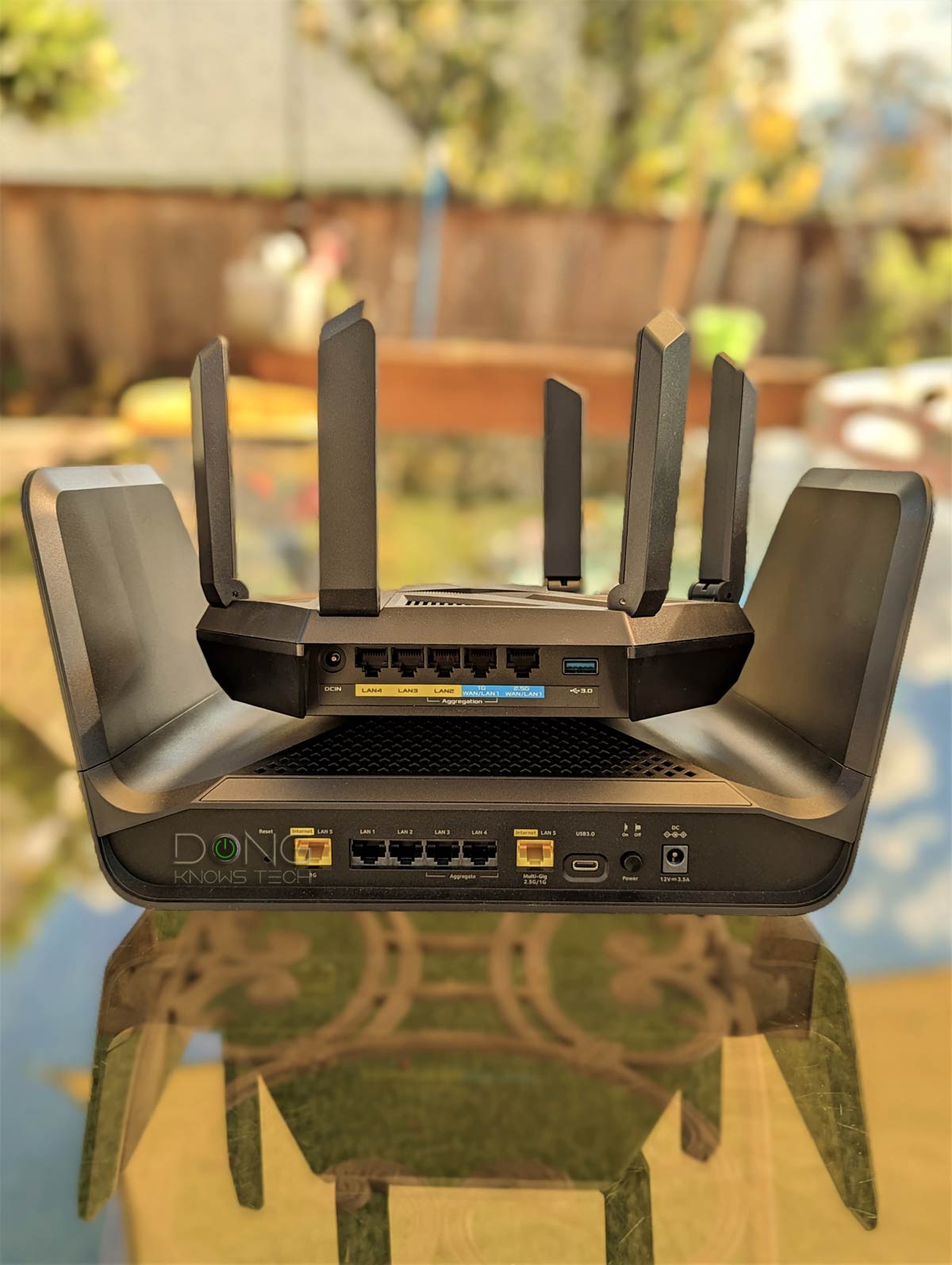 ASUS RT-AXE7800 vs. NETGEAR RAXE300: One Is a Solid Winner | Dong Knows ...