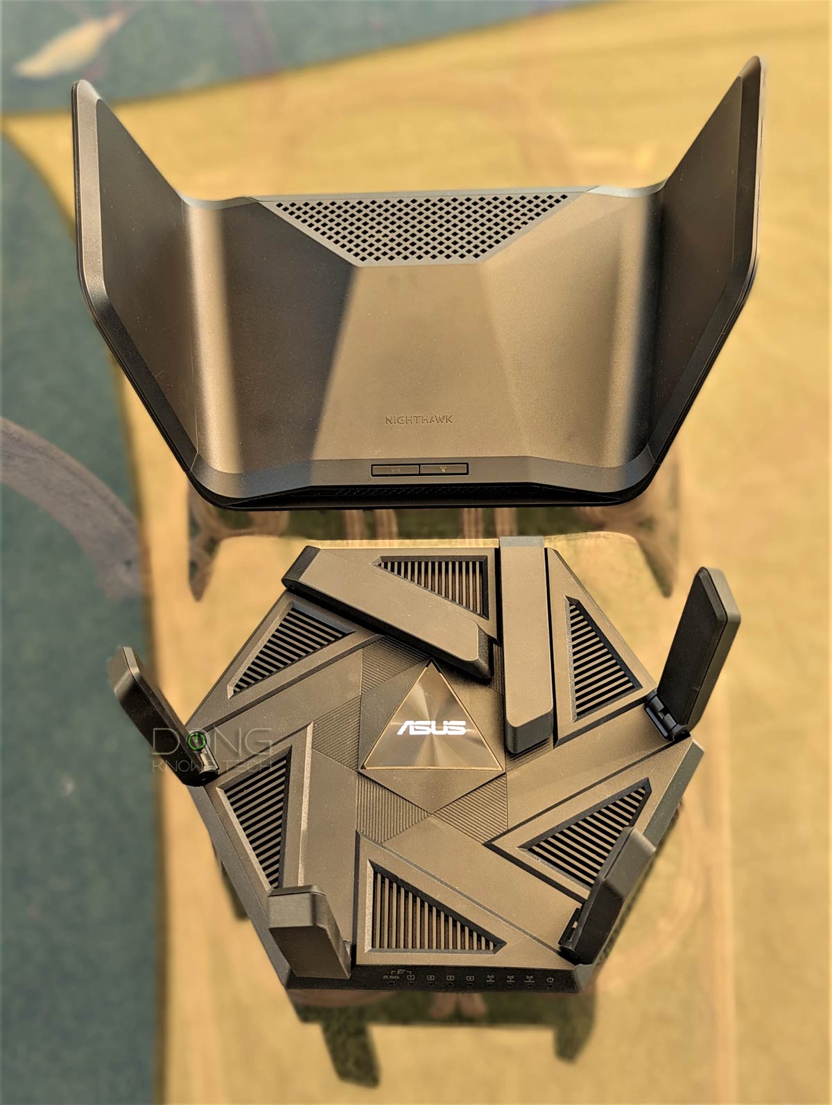 ASUS RT-AXE7800 vs. NETGEAR RAXE300: One Is a Solid Winner | Dong Knows ...