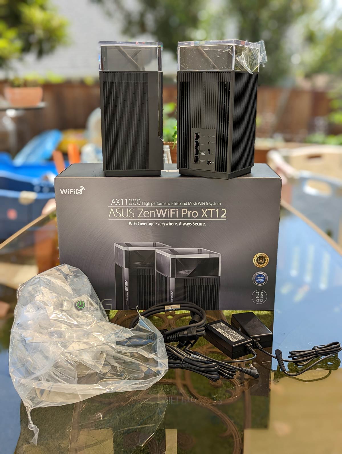 Asus ZenWiFi Pro XT12 Review: The Ultimate Wi-Fi 6 Mesh | Dong Knows Tech