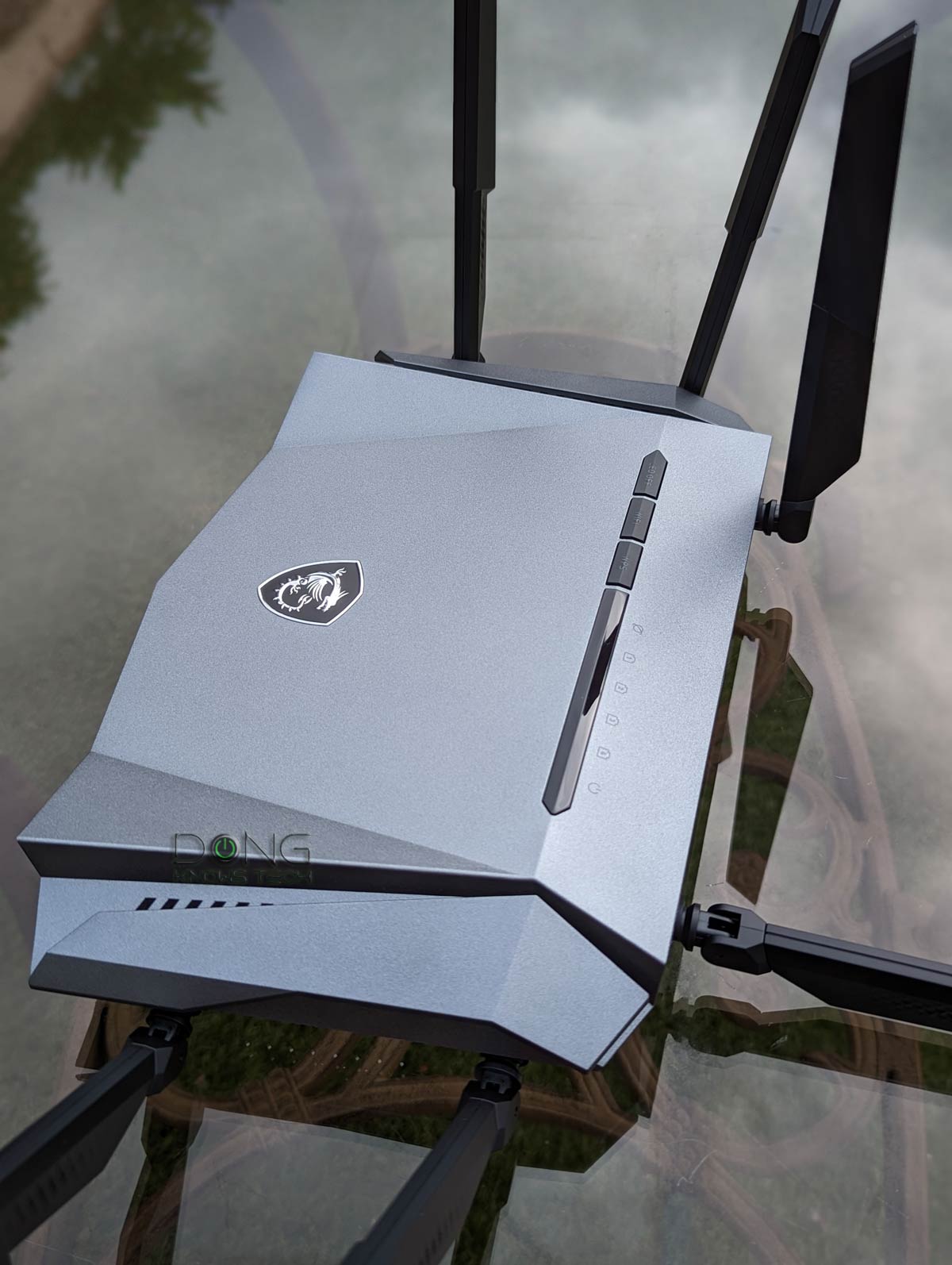 Radix AX6600 Review: MSI's Solid Wi-Fi Debut | Dong Knows Tech