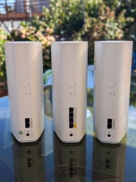 NETGEAR Orbi 770 Series (RBE773) Review: A Solid and Straightforward Wi ...