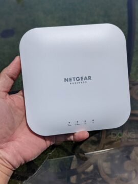 NETGEAR WAX214 AP Review: A Safe Buy | Dong Knows Tech