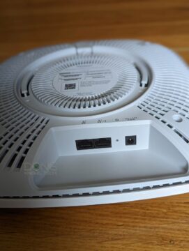 NETGEAR WAX630E Review: A Solid 6GHz Upgrade | Dong Knows Tech