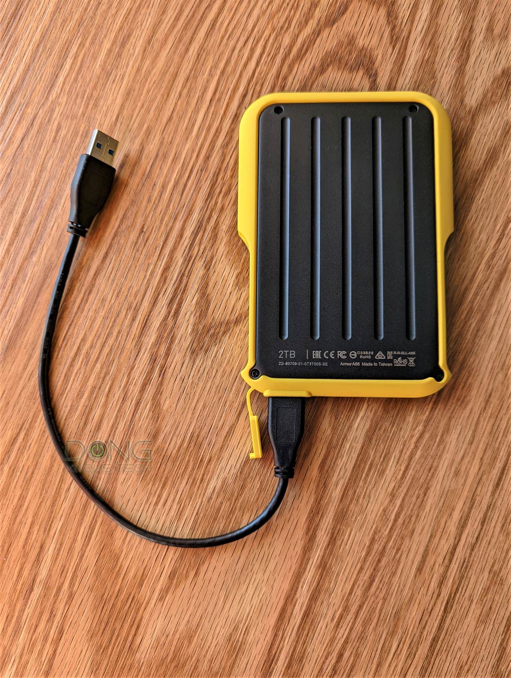 Silicon Power Armor A66 Review: Solid yet Obsolete | Dong Knows Tech