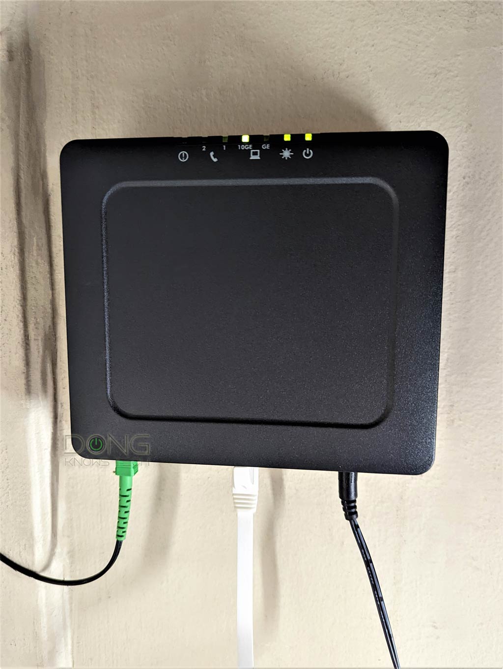 10Gbps Internet: Super Broadband's Secrets | Dong Knows Tech