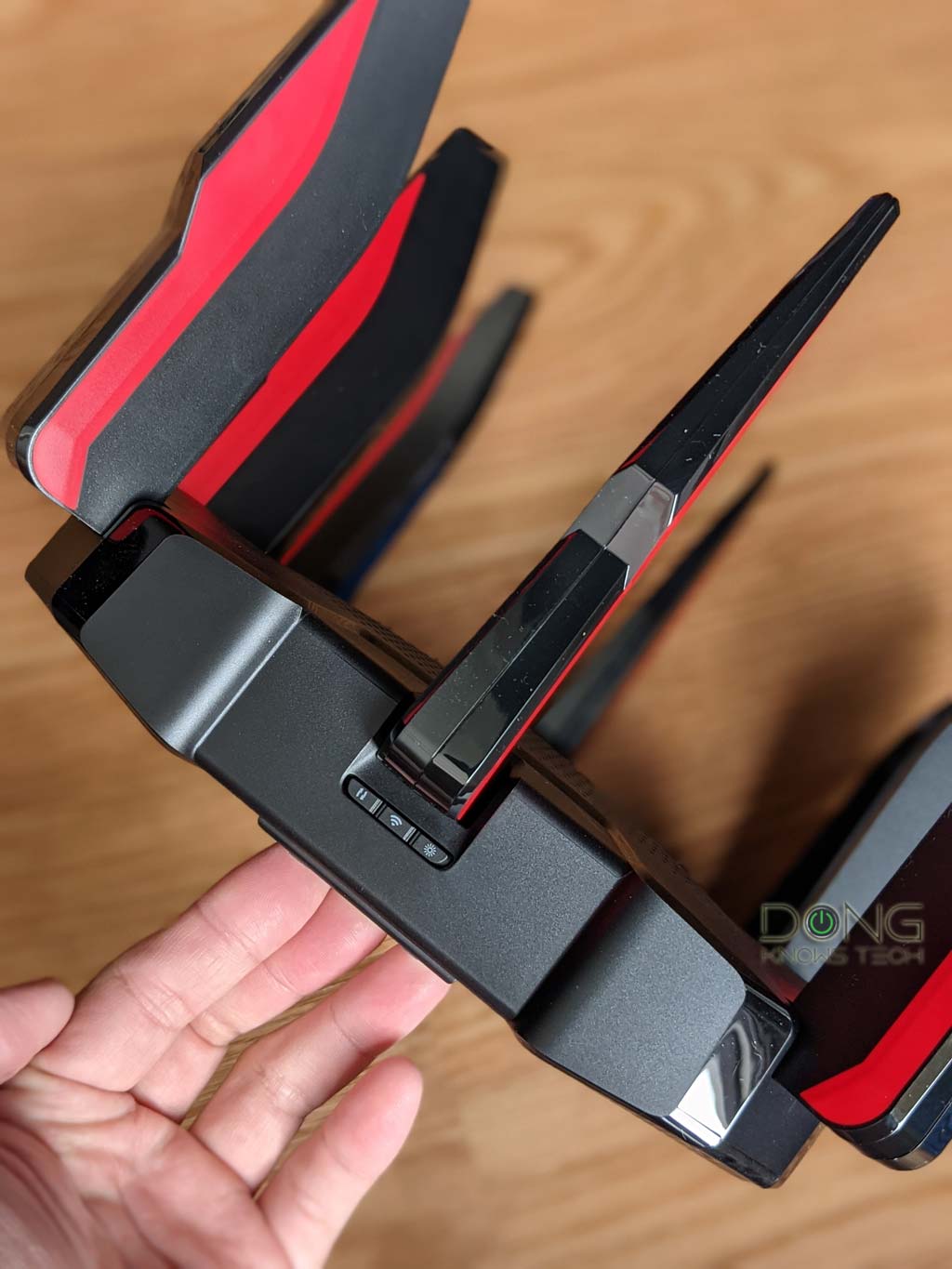 Archer GX90 Review: Cool but Thin on Games | Dong Knows Tech