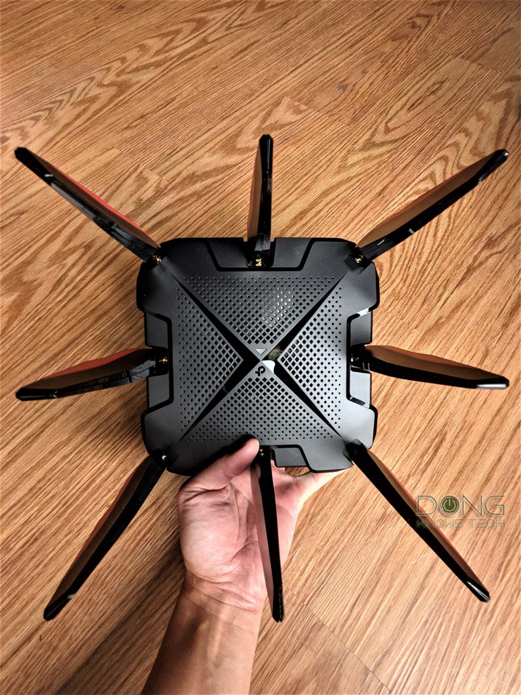 Archer GX90 Review: Cool but Thin on Games | Dong Knows Tech