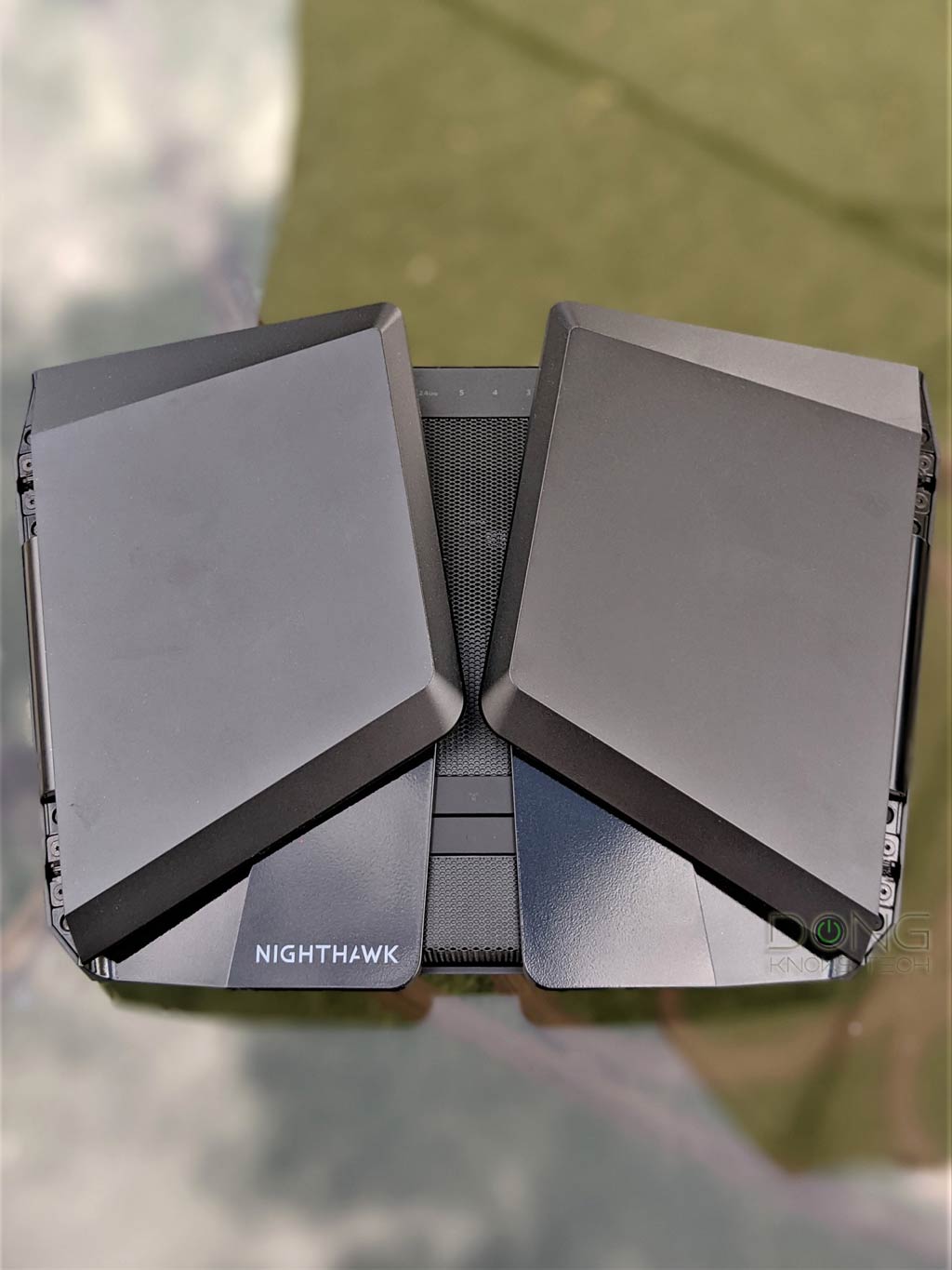 NETGEAR RAXE500 Review: Hell of a Router! | Dong Knows Tech