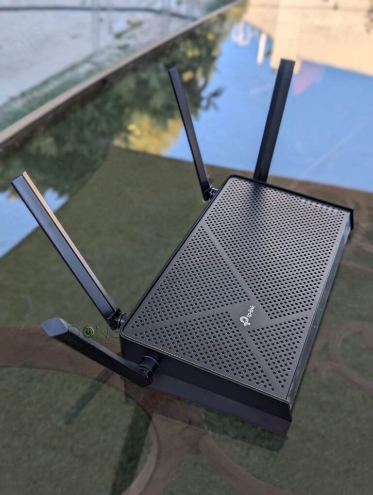 NETGEAR Nighthawk RS100 Wi-Fi 7 Router Review: Odd and Modest | Dong ...