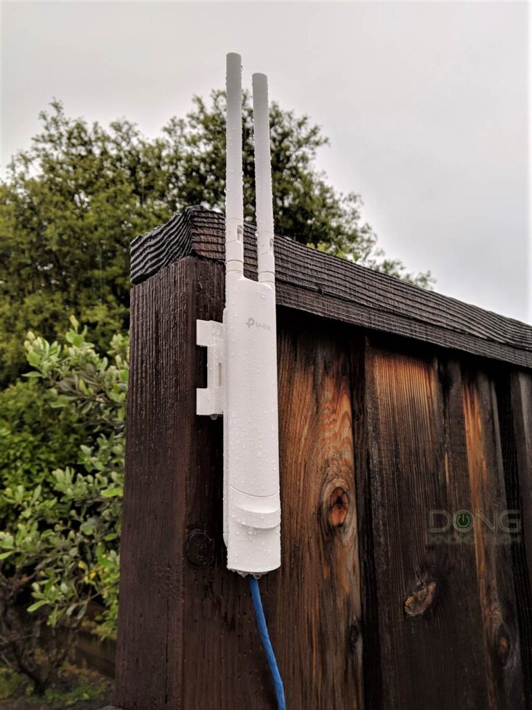 TP-Link Omada (OC200) Review: DIY Pro Mesh at its Best | Dong Knows Tech