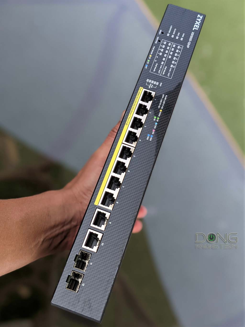 Zyxel XS1930-12HP Review: A Big 10Gbps Upgrade | Dong Knows Tech