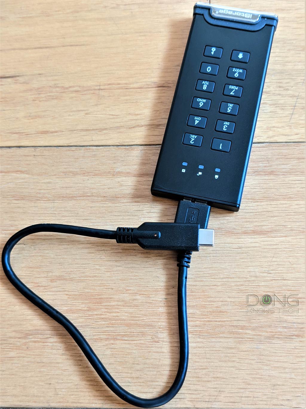 iStorage diskAshur M2 Review: Cool and Odd | Dong Knows Tech