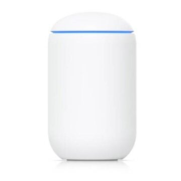 Ubiquiti UDR7 Review (vs. UDR): The Best Entry-Level Wi-Fi 7 Router ...