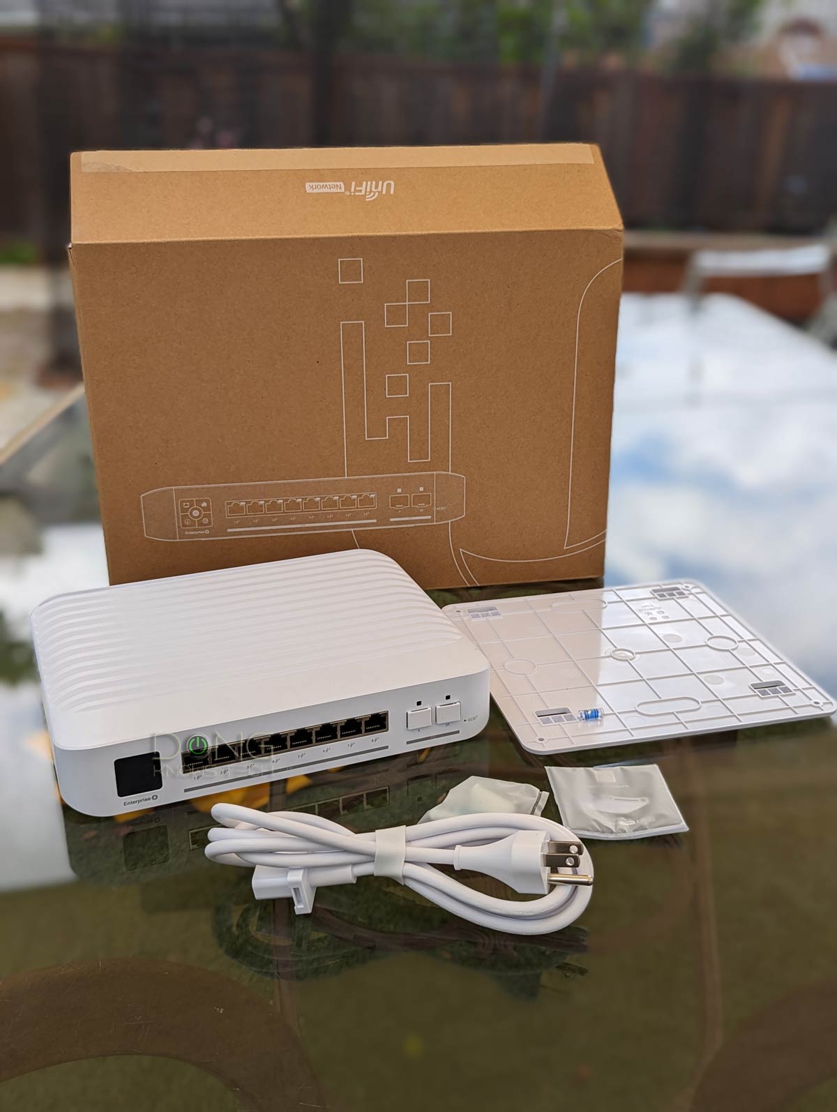 Enterprise 8 PoE Review: Ubiquiti's Solid User-friendly PoE Switch ...