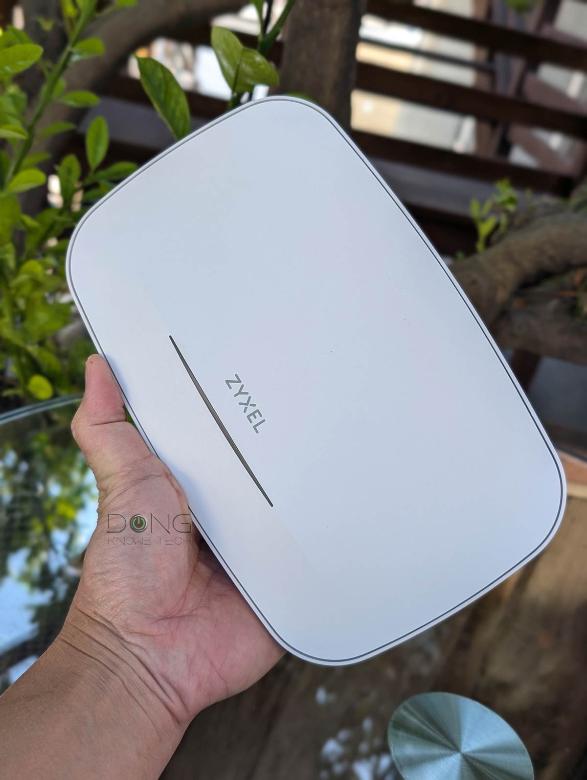 Zyxel WBE530 Review: A Solid Wi-Fi 7 AP | Dong Knows Tech